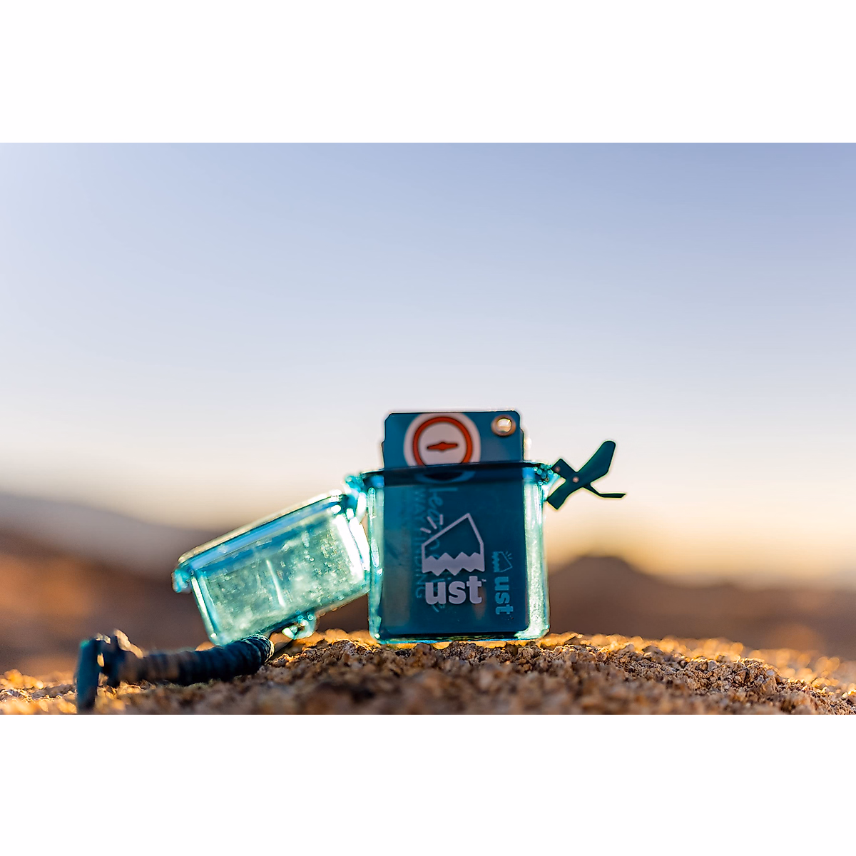 ust learn & live outdoor skills educational card set with durable, waterproof, compact design and storage case for hiking, camping and outdoor survival