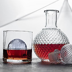 LORSIA Ice Ball Molds, Set of 4, Slow-Melting Stackable Ice Cube Maker, 2.5 Inch big Ice Spheres for Whiskey Cocktails Juice Beverages Bourbon