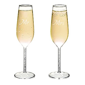 Juvale Set of 2 Mr and Mrs Champagne Glasses, His and Hers Wedding Day Toasting Flutes for Bride and Groom Newlyweds, Engagement, Wedding and Bridal Shower Gifts (8oz)