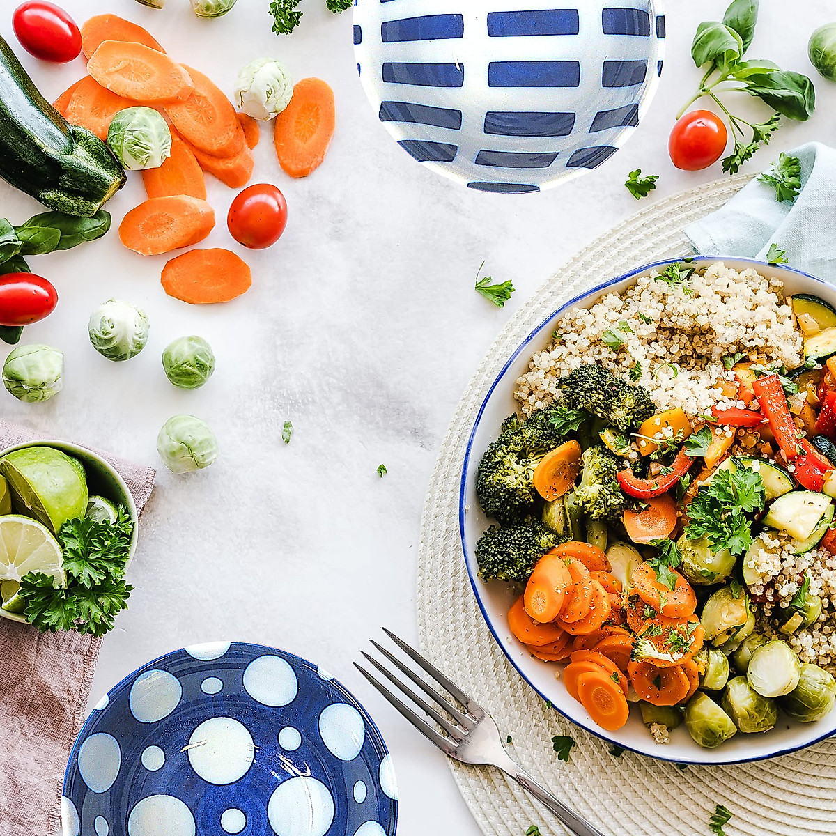 Ceramic Donburi Bowl Set, Miso Soup Bowls with Blue and White Eclectic Floral Designs, Kitchenware Housewarming and Wedding Shower Gifts, 5 Inches