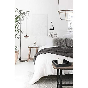 Gurfuy Rectangular Faux Leather Small Serving Tray 10" x 8" Modern Elegant Decorative Tray for Coffee Table Jewelry Perfume Organizer Living Dining Room Coffee Table Bathroom Office (Black)