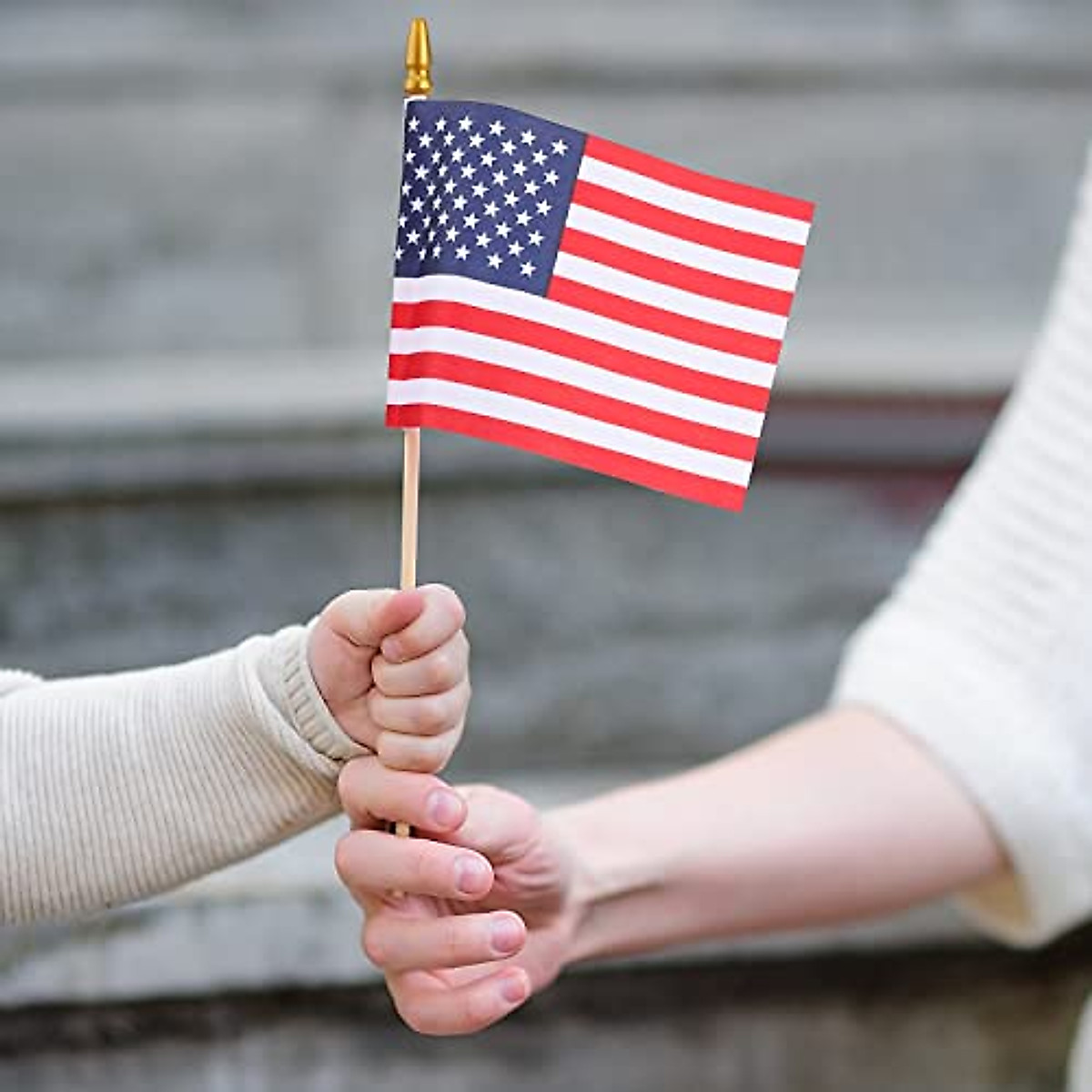 Small American Flags on Stick, 50 Pcs Fourth of July Decorations Outdoor 4''x6'' USA Flag, 4th of July Flags American Flag Small With Wooden Stick,Mini Flags for Outside Patriotic Decor for Yard Patio