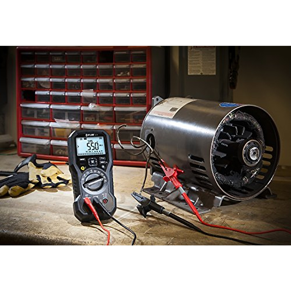 FLIR IM75 Insulation Tester/Digital Multimeter with VFD Filter and Bluetooth