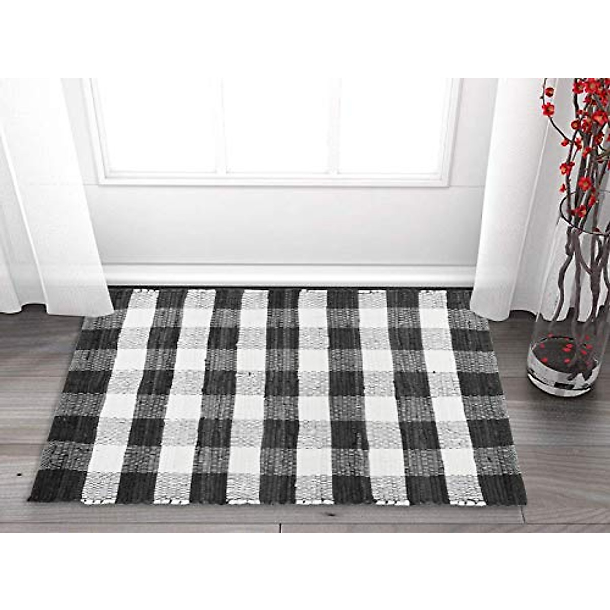 GLAMBURG Cotton Buffalo Check Plaid Rugs Washable, Handwoven Checkered Rug Welcome Door Mat 22x34 Rug for Kitchen Bathroom Outdoor Porch Laundry Living Room, Farmhouse Reversible Rag Rug Black White