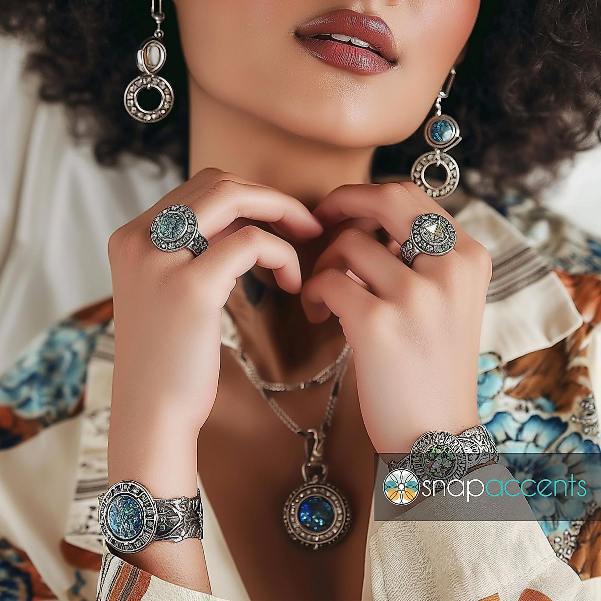 Choose a Color | Snap Jewelry Stretch Bead Ginger Charm Bracelet 6.5 inch Sparkle Band Fits 18MM 20MM Women's Custom Buttons (White)