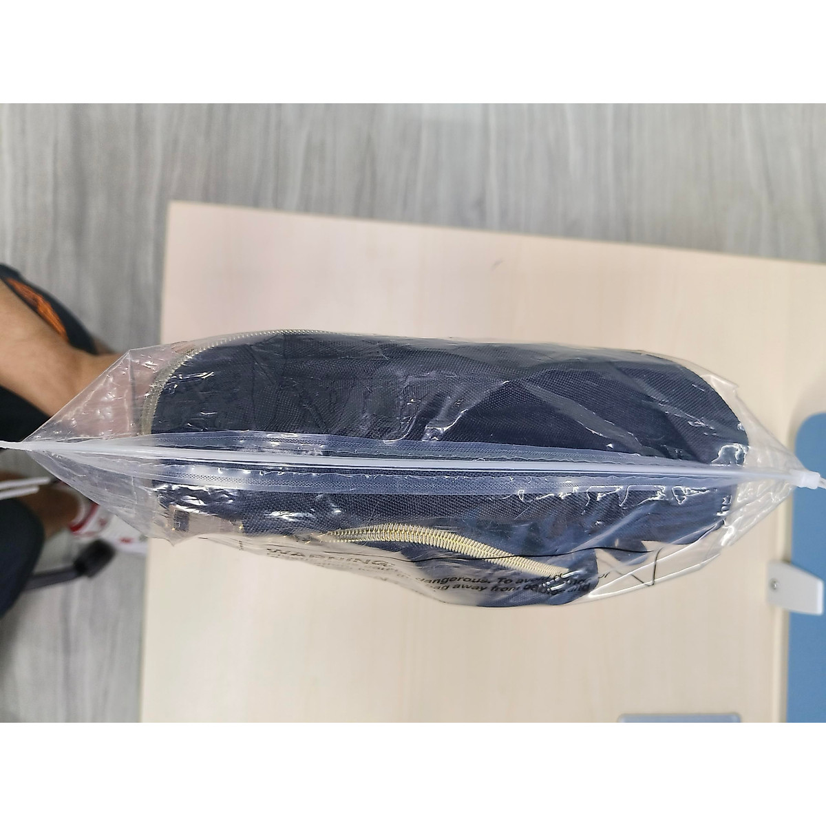 VSNOON Laptop Backpack for Women, 15.6 Inch Travel Backpack with USB Port Charging, Water Resistant Casual Durable Work Computer Bag for Women Men Girls, Black