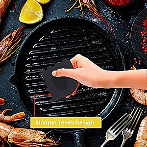 18 PCS Griddle Cleaning Kit for Blackstone, Flat Top Grill Cleaning Kit,Griddle Accessories with 1 Grill Scrapers, 1 Cleaning Handle, 10 Griddle Brush, 4 Grill Stone, 2 Pan Scrapers