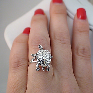 FashionJunkie4Life Sterling Silver Turtle Ring, Sizes 6-9, Tortoise Rings (9)