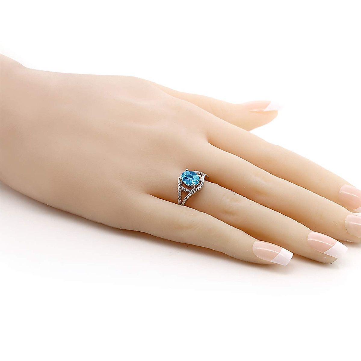 Gem Stone King 925 Sterling Silver Oval Checkerboard Swiss Blue Topaz Gemstone Birthstone Ring 2.01 cttw (Size 5)
