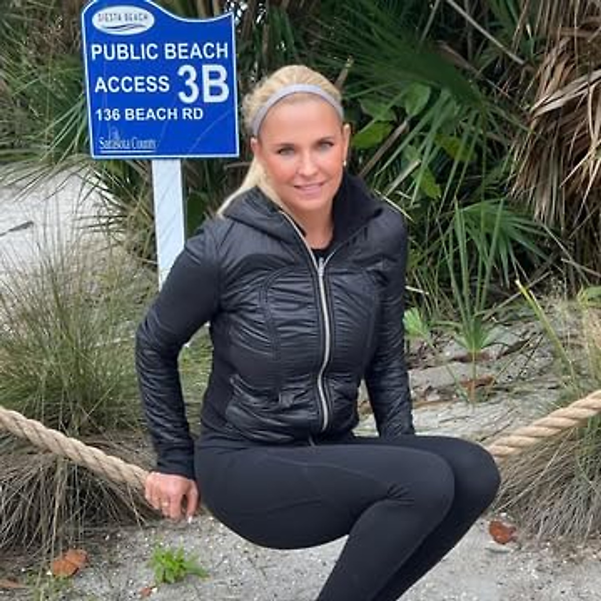 Sweaty Bands Womens Girls Headband - Non-Slip Velvet-Lined Athletic Hairband - 2-Pack Wicked Black 1-Inch and Rock Solid Gray 5/8-Inch