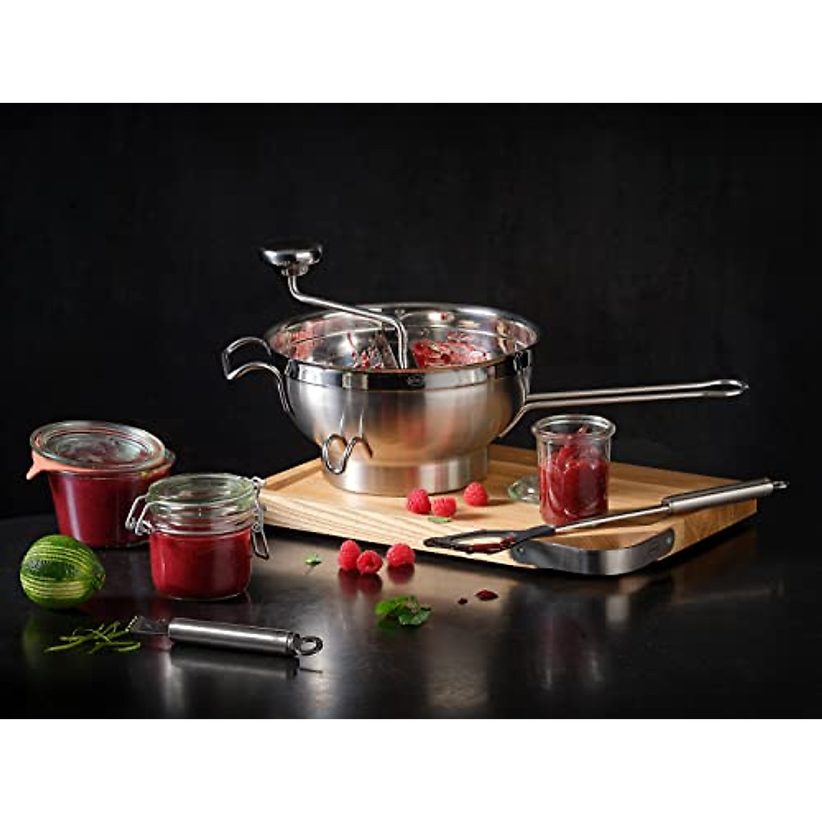 Rösle Stainless Steel Food Mill with Handle and 2 Grinding Disc Sieves