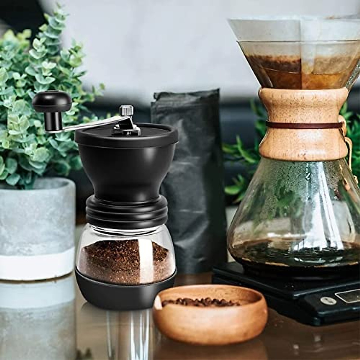 Manual Coffee Bean Grinder with Manual Adjustment Tank For Coffee Lovers Small Hand Coffee Grinder With Handle Easy To Use For Travel Outdoor