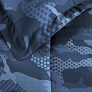 dream FACTORY Geo Camo Army Comforter Set, Full, Blue