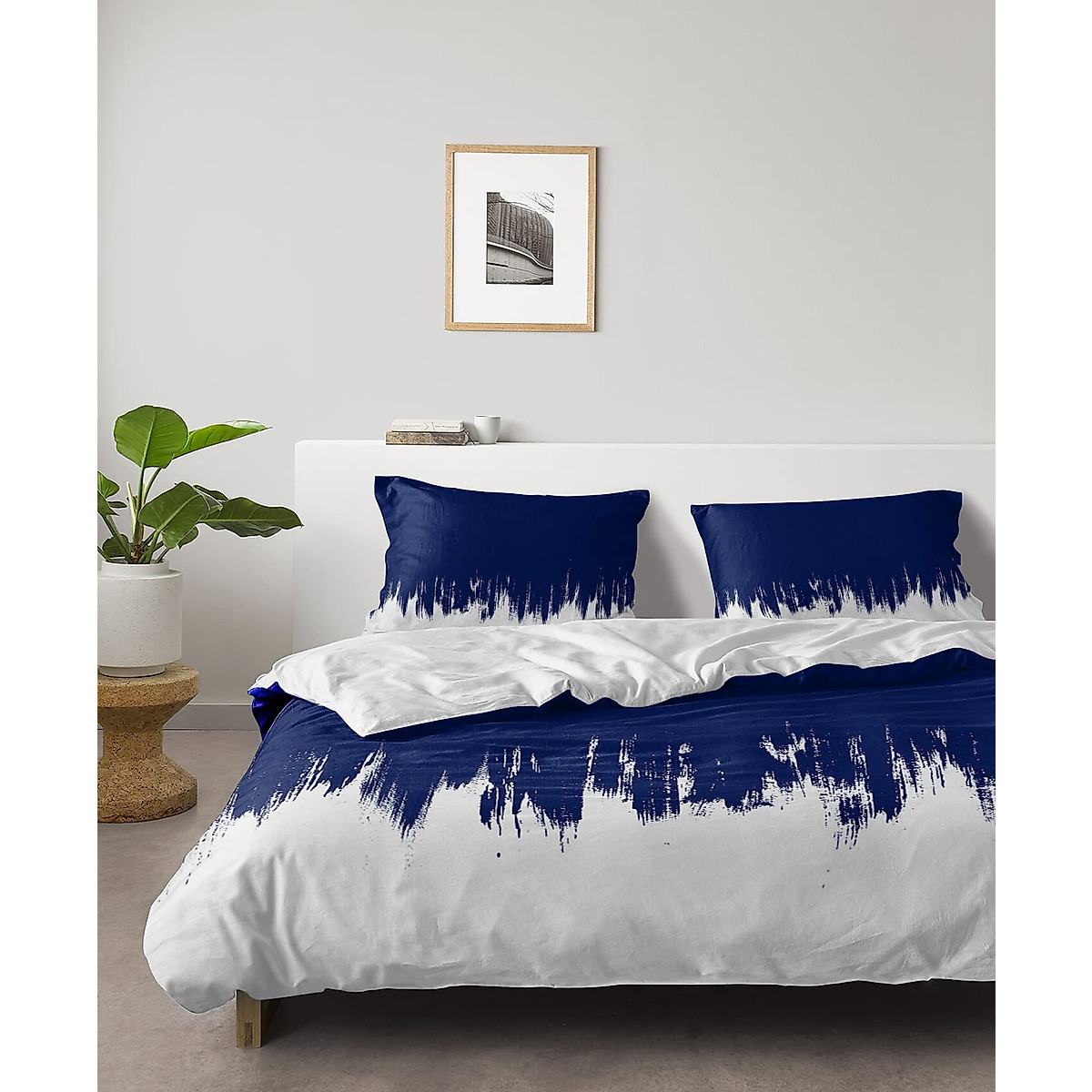 4 Pieces Duvet Cover Bedding Set Cal King Modern Royal Blue White Gradient Ultra Soft Quilted Luxury Washed Comforter Covers Bed Sheet Pillowcases Minimalist Paint Smudge Art for Bedroom Decor