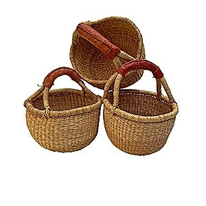 Deluxe Small Round Natural African Basket, 10" - Classic Heartwood Bolga Market Basket from women in Bolgatanga, Ghana with Africa Heartwood Project - GBSRN-S (Flat-packed)