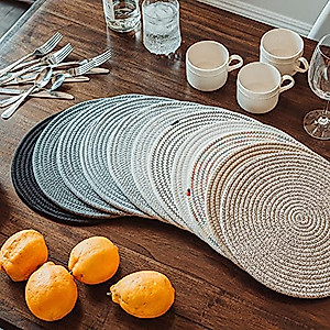 OrganiHaus White Farmhouse Placemats, Set of 6 Round Woven Placemats, Heat Resistant Circle Cotton Placemats, Rustic Outdoor Placemats for Patio Table, Washable Round Placemats for Dining Table