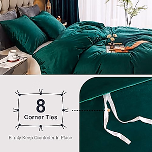 HYBD Soft Velvet Duvet Cover Queen Size - Breathable and Lightweight Warm Duvet Cover Set 3 Pieces with Zipper Closure, Washable & Durable, 1 Duvet Cover 90x90 inches and 2 Pillow Shams, Emerald Green