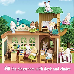 Calico Critters Country Tree School Playset - Collectible Dollhouse Toy - Cultivate Curiosity & Playful Learning, Multi