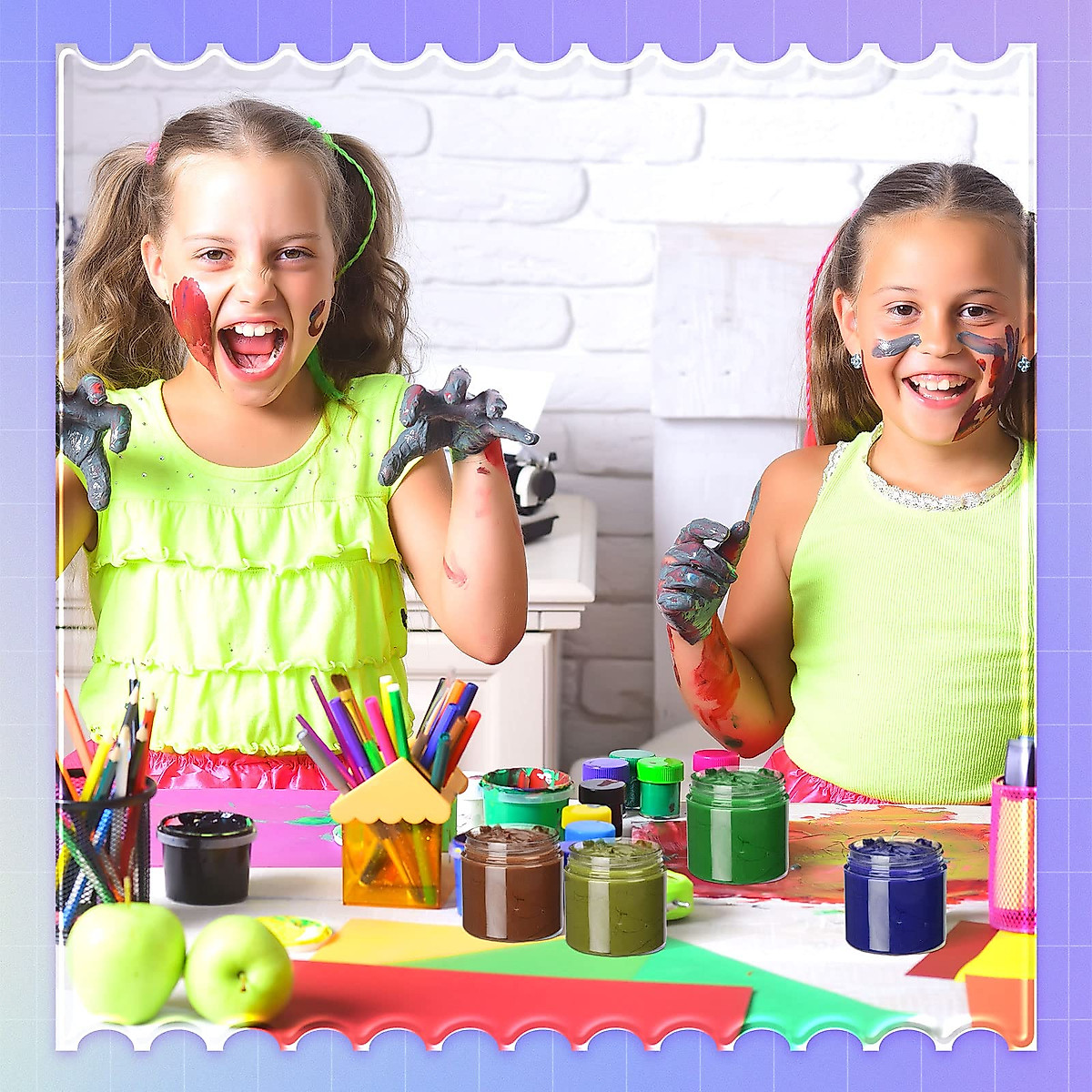 Aoriher 150 Pcs Plastic Container Jars with Lids Round Cosmetic Jars Empty Plastic Container for Lotion, Cream, Ointments, Makeup, Eye Shadow, Rhinestone, Samples, Pot, Travel Storage(2 oz,Black)