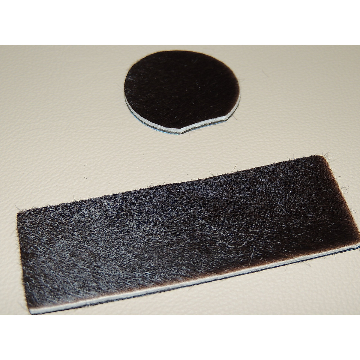 BLACK - 2 PC Calf Hair Archery ADHESIVE Traditional Arrow Rest & Round Style Plate - Recurve - Longbow (RIGHT HAND)