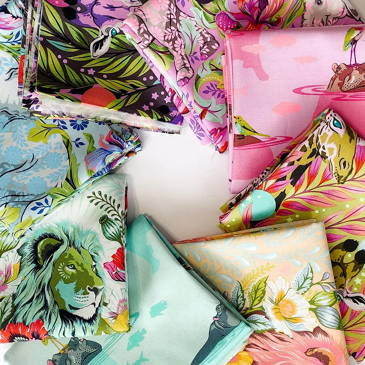 Everglow Fat Quarter Bundle (8 Pieces) by Tula Pink for FreeSpirit 18 x 21 inches (45.72 cm x 53.34 cm) Fabric cuts