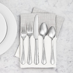 Amazon Basics Stainless Steel Dinner Forks with Scalloped Edge, Pack of 12, Silver