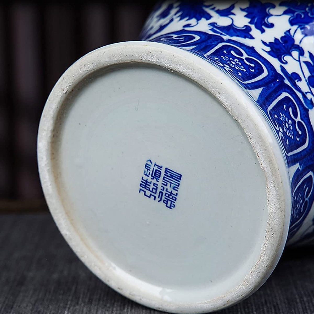 Chinese Blue &White Ginger Jar with Lid, Handmade Decorative Ceramic Temple Jar with Pattern, Storage Jar for Home Decoration Countertop Ornaments