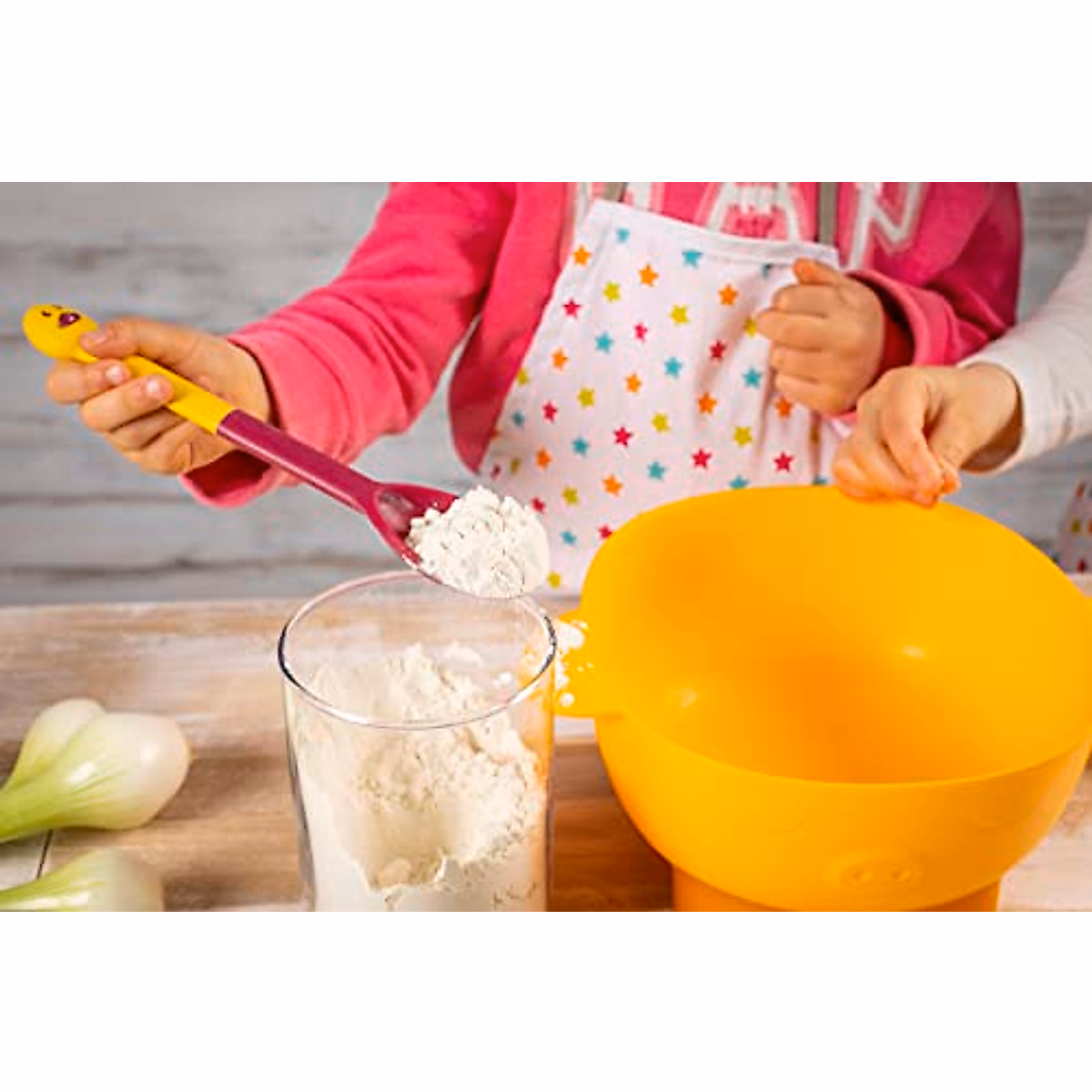 Kuhn Rikon Kinderkitchen Kids Mixing Set | Pig Mixing Bowl, Rooster Whisk & Goose Stirring Spoon | Child-Friendly Kitchen Tools for Real Cooking
