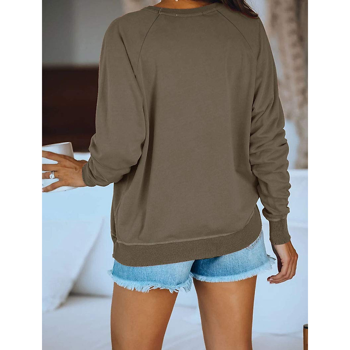 PRETTODAY Women's Casual Crew Neck Sweatshirts Raglan Long Sleeve Solid Tunic Tops Loose Pullovers Khaki