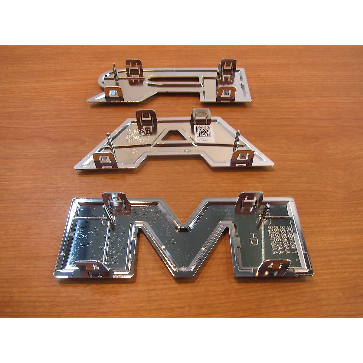 2019-2020 Ram 2500 3500 4500/5500 Chrome Front Grille RAM Nameplate Mopar OEM