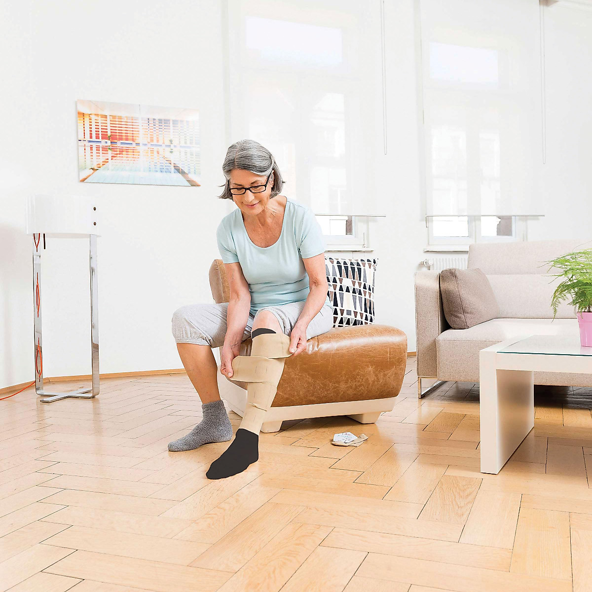 CircAid Juxtalite Lower Leg System Designed for Compression and Easy Use - Medium (Full Calf)/ Long