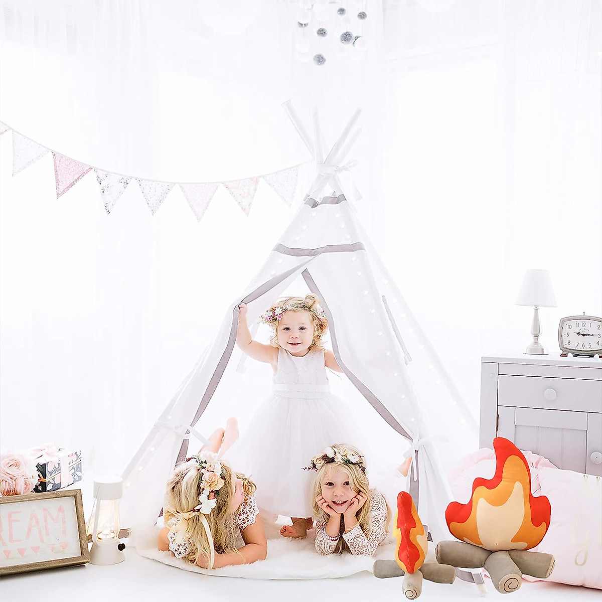 Chilifuli Funny Campfire Plush,12 in Simulation Fake Campfire Pillow, Soft Simulation Bonfire Stuffed Plushies Doll Fake Fire Firewood Plush Pillow, for Outdoor Camping Room Decor Kids Gifts (12 in)