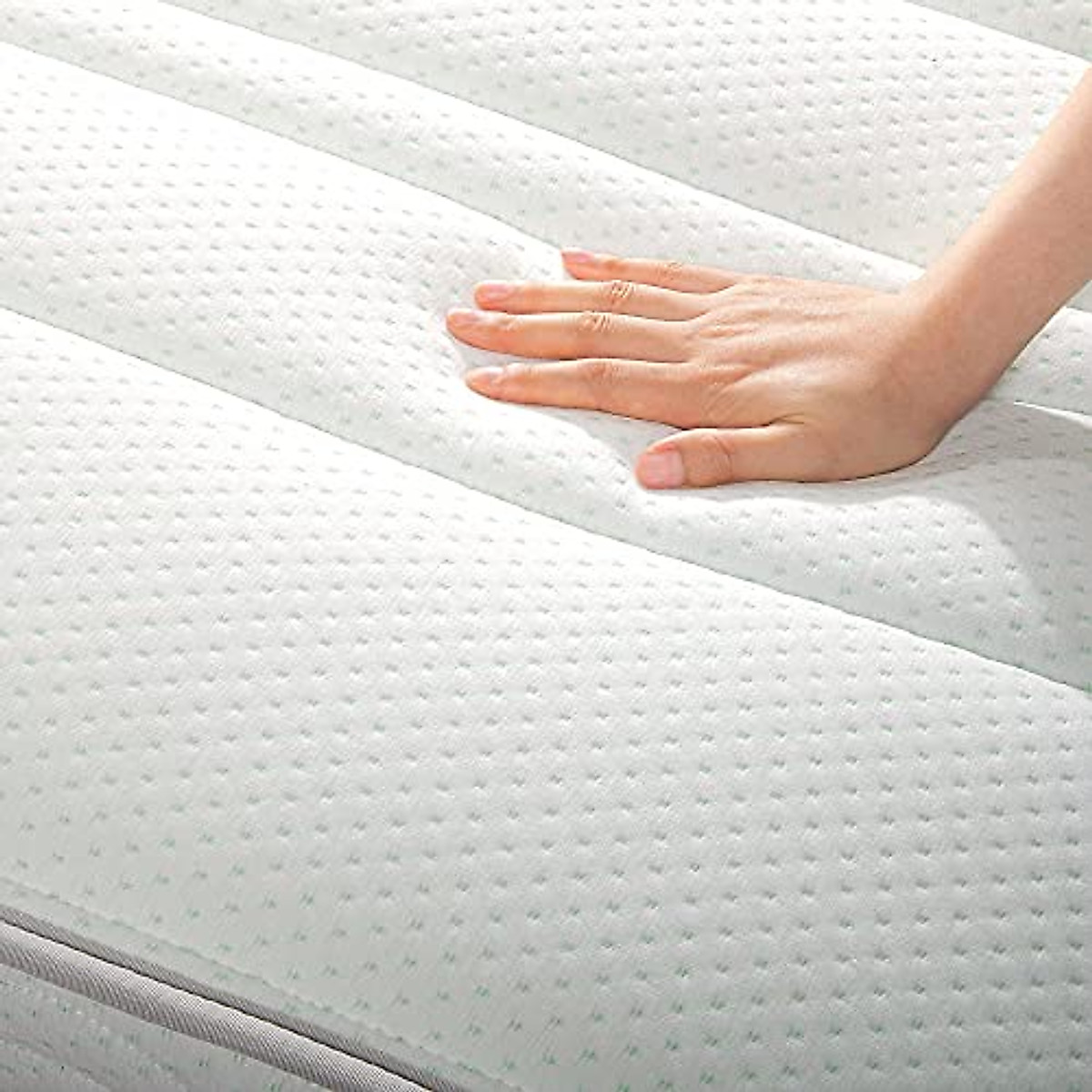 ZINUS 8 Inch Foam and Spring Mattress, Queen, CertiPUR-US Certified Foams, Mattress in A Box, White