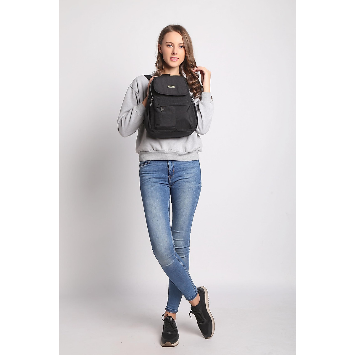 AOTIAN Small Hiking Daypack, Water Resistant Lightweight Women and Girls Backpack for Travel Camping Outdoor