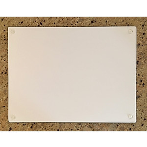 Holiday Christmas Glass Cutting Board: Winter Snowman Family Gathering Design (Snow Family Fun)