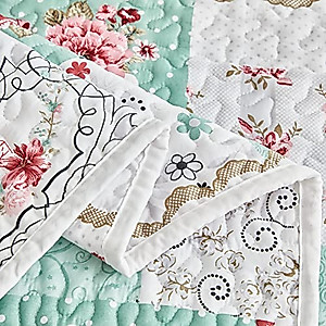 UOZZI BEDDING 3 Piece Floral Patchwork Quilt Set Queen Size White Green Lightweight Coverlet Bedspread with Red Flower Floral Plaid Patchwork Spring and Summer Quilt Set (1 Quilt+ 2 Shams)