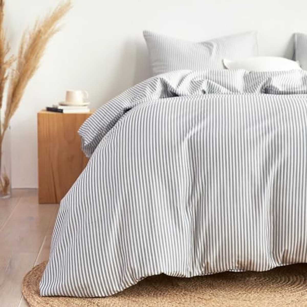 Wake In Cloud - Striped Comforter Set, 100% Cotton Fabric, Ticking Stripe Vertical Pinstripe Neutral Farmhouse Aesthetic, 3 Pieces Bedding Set, Gray, Queen Size