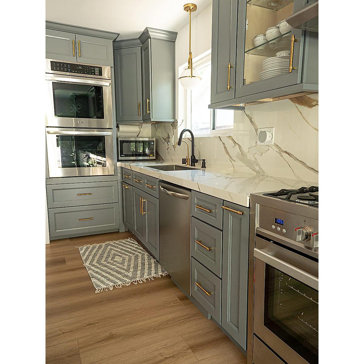 OC Acoustic Newport Plug-in Outlet Speaker with Bluetooth 5.1 and Built-in USB Type-A Charging Port (Gray/White)