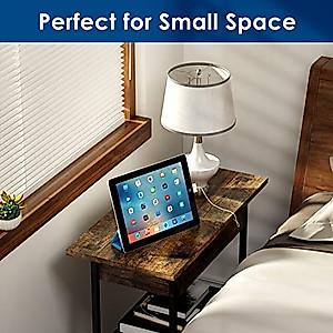 SAUCE ZHAN Sofa Side Table with USB Ports and Outlets, Narrow End Table with Storage Shelf for Small Spaces Bedside Nightstand with Charging Station for Living Room, Bedroom, Brown