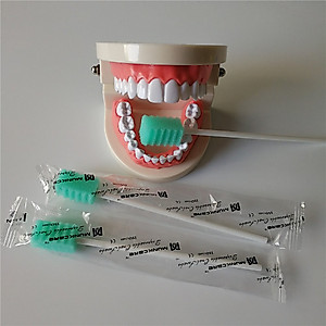 Munkcare Disposable Oral Foam Tipped Swab Mouth Cleaning Swab, Green Tooth Shape, 150 counts