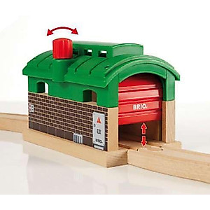 BRIO World 33574 - Train Garage - 1 Piece Wooden Toy Train Accessory for Kids Age 3 and Up