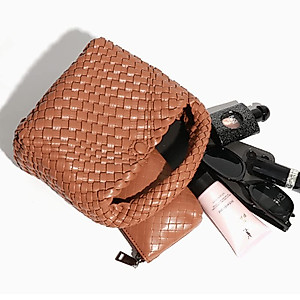 Efilra Woven Handbag (Brown)