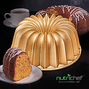 NutriChef 9-Inch Cake Pan - Thick and Heavy Cast Aluminum Bakeware Cake Mold with 2 Layers of Nonstick Coating - Fluted Lines Design for Uniform Baking Up To 500 Degrees - Easy to Clean, Gold