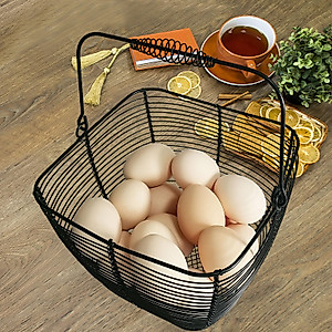 Black Square Wire Egg Basket For Fresh Egg with Handle,Famhouse Small Metal Egg Collecting Basket for Gathering Fresh Eggs Chicken Basket Decor for Kitchen Countertop Rustic Style