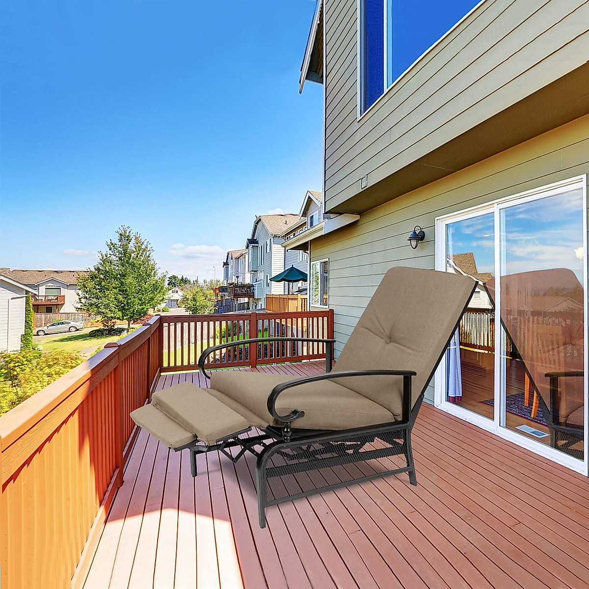 Betterland Outdoor Lounge Chair Set of 2 Metal Adjustable Patio Recliner Chair with Strong Extendable Frame and Thickened Removable Cushions, Beige