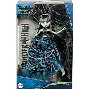Monster High Doll, Frankie Stein Stitched in Style Fashion Collectible, Blue Plaid Couture Gown & Sewing-Inspired Accessories (Amazon Exclusive)