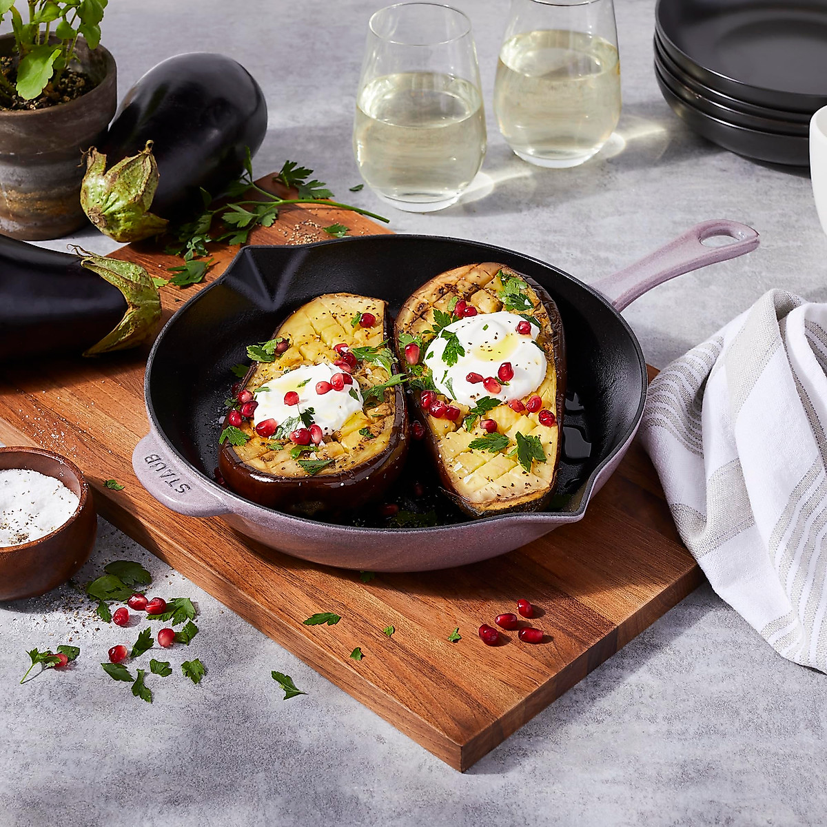 Staub Cast Iron 10-inch Fry Pan - Lilac