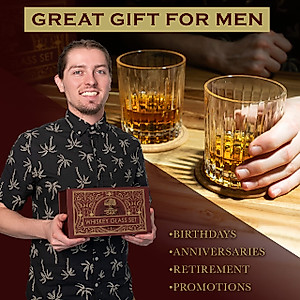 Aberdeen Oak Crystal Whiskey Glasses Set - Timeless Old Fashioned Liquor Glass with Coasters - Perfect for Bourbon & Cocktails, Ideal Gift for Men & Whisky Enthusiasts - 2 Piece Set