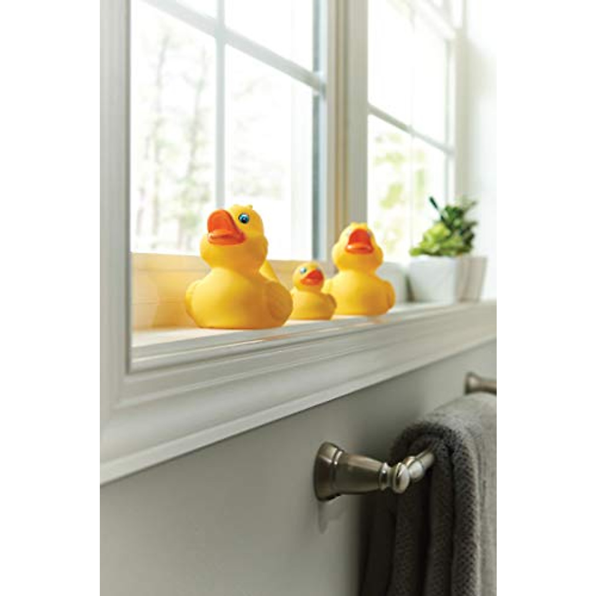 Moen Y2624BN Towel Bar, 24 Inch, Brushed Nickel