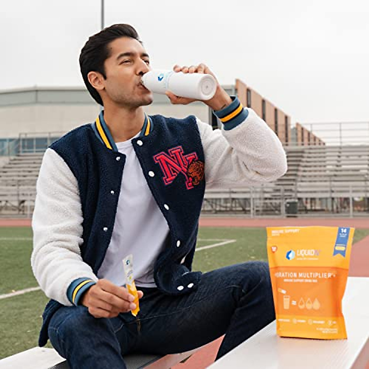 Liquid I.V.® Hydration Multiplier® +Immune Support - Tangerine - Hydration Powder Packets | Electrolyte Powder Drink Mix | Convenient Single-Serving Sticks | Non-GMO | 14 Servings (Pack of 1)